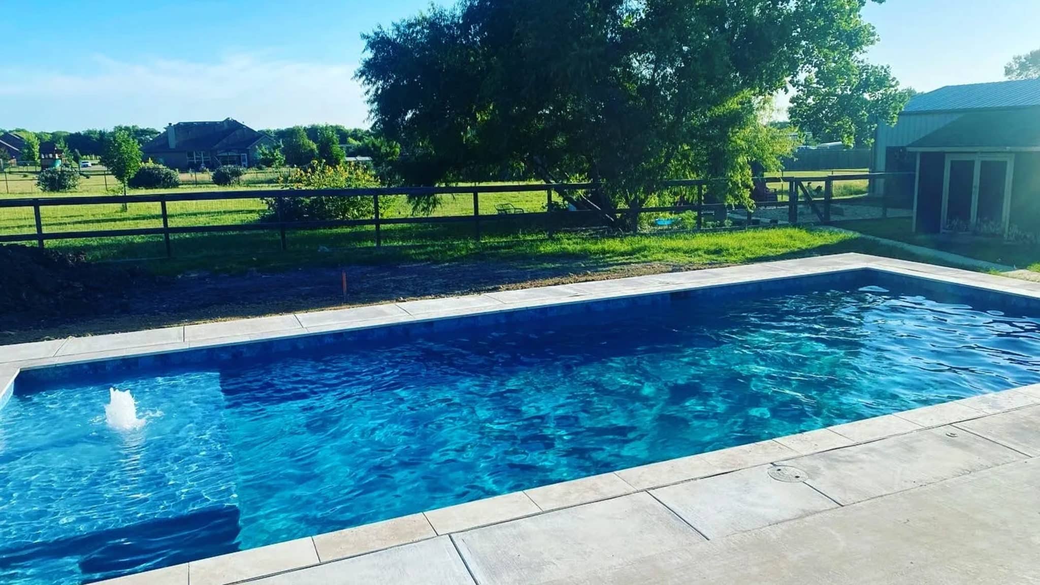 Swimming Pool Builder Waxahachie TX | Clearwater Pools & Outdoor Living